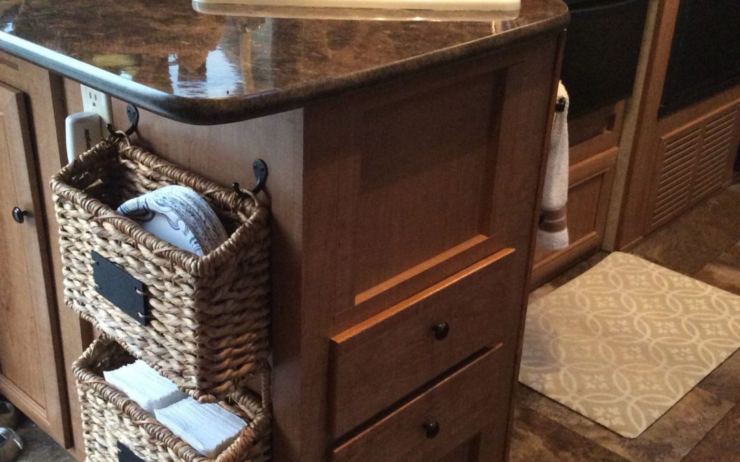 48 Amazing RV Hacks Ideas That Inspire #Interior explore Pinterest"> # ...